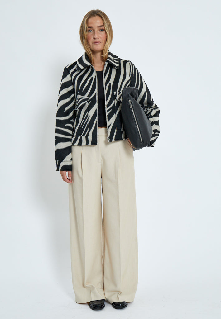 MSCadie Short Jacket - Black